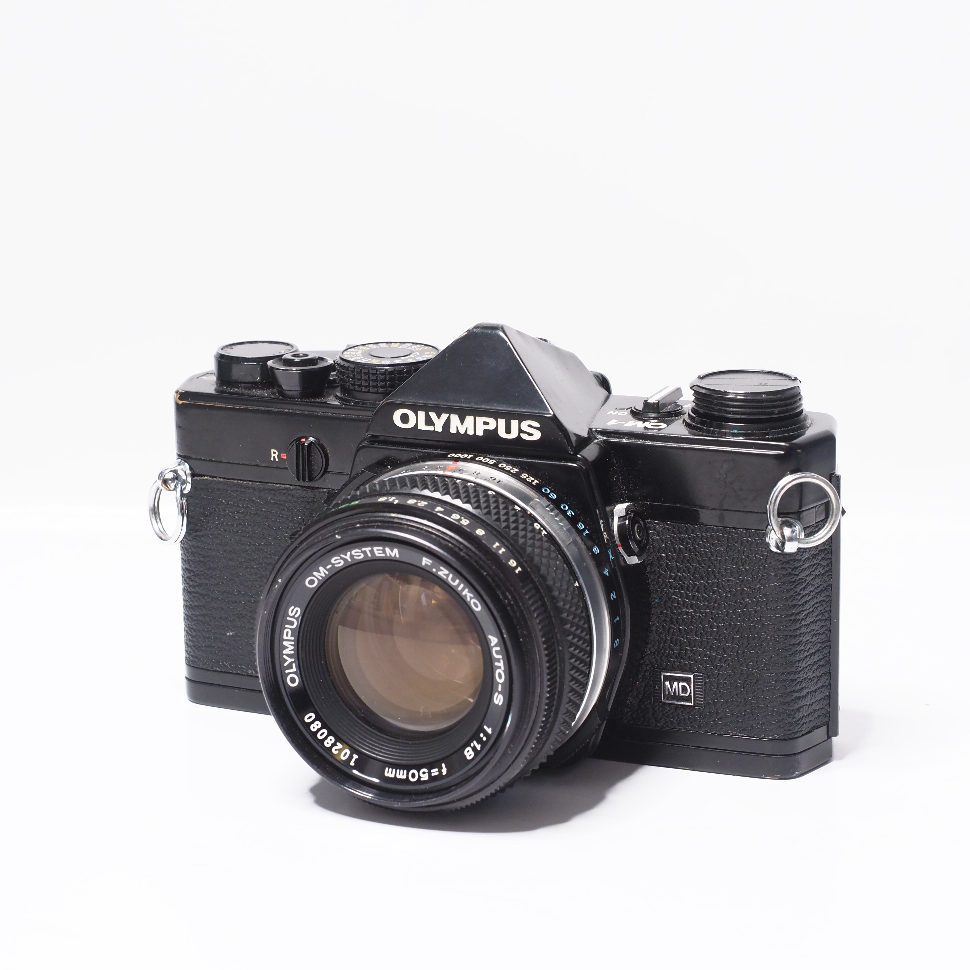 Olympus OM-1 inkl. F.ZUIKO 50mm f/1,8 - Begagnad - Götaplatsens Foto